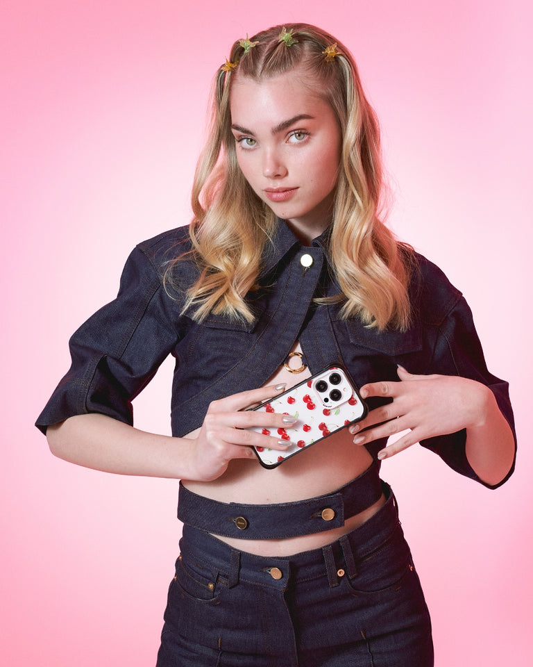 Form Bumpy Case - Cherry Licious - iPhone 14 Pro – NUDIENT