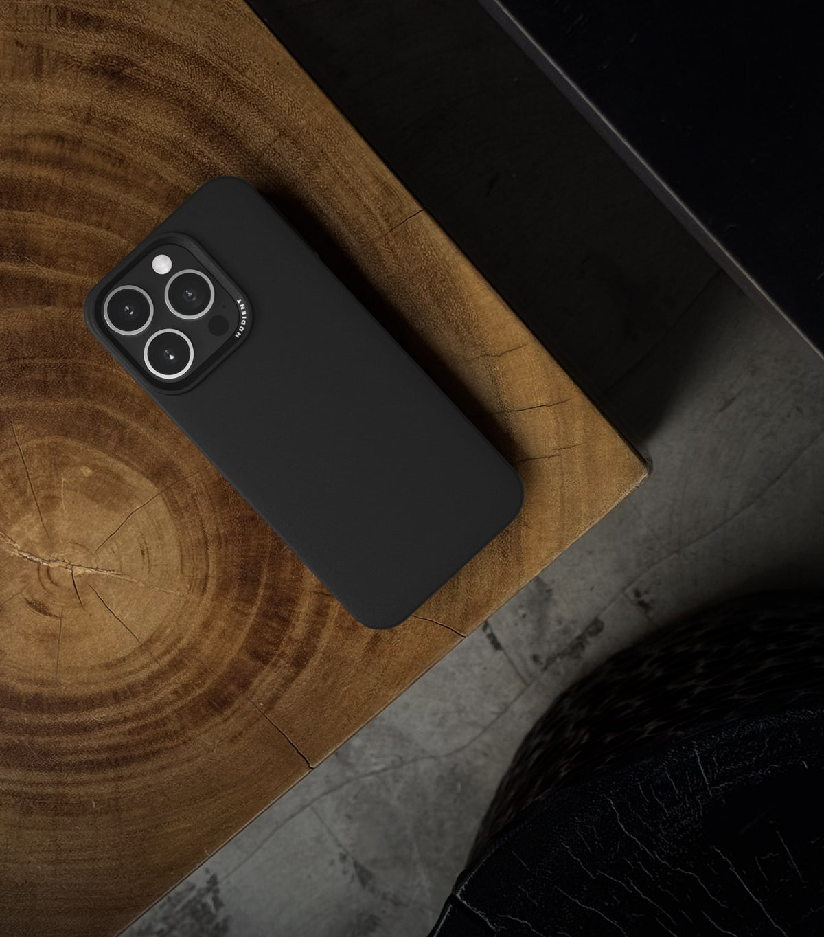 Thin Case - Ink Black - iPhone 14 Pro – NUDIENT